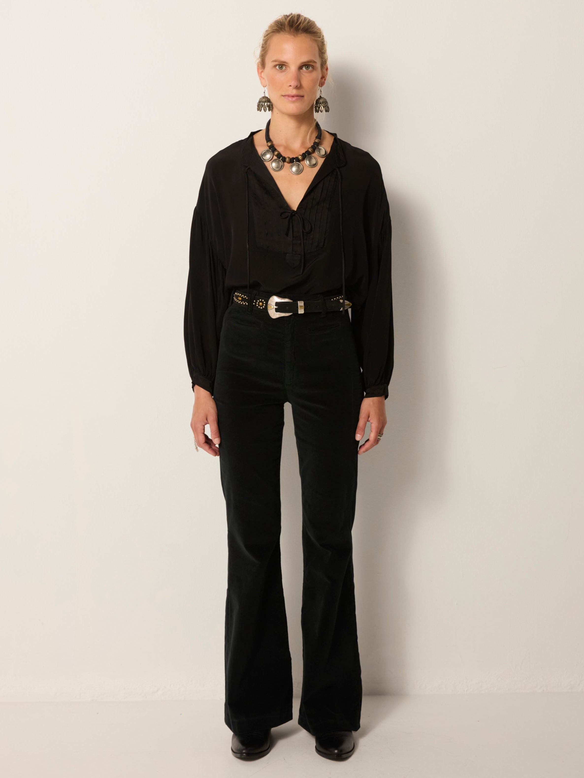 Giovanni Blouse – Maison Hotel