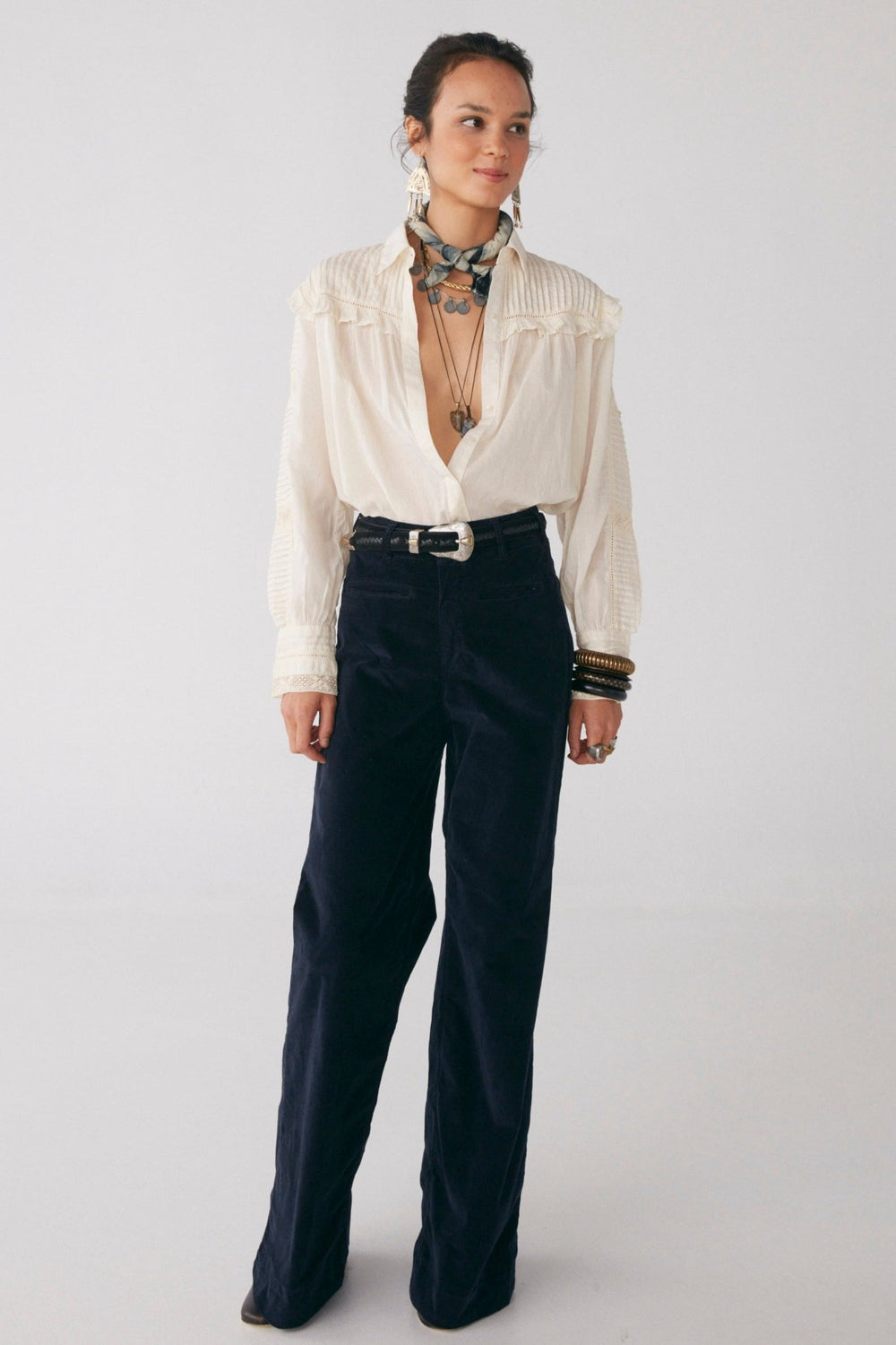 Yasti Blouse – Maison Hotel